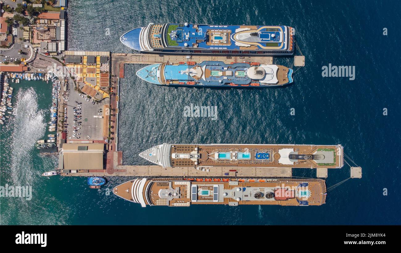 Aerial view of giant cruise ships moored in the port Stock Photo - Alamy