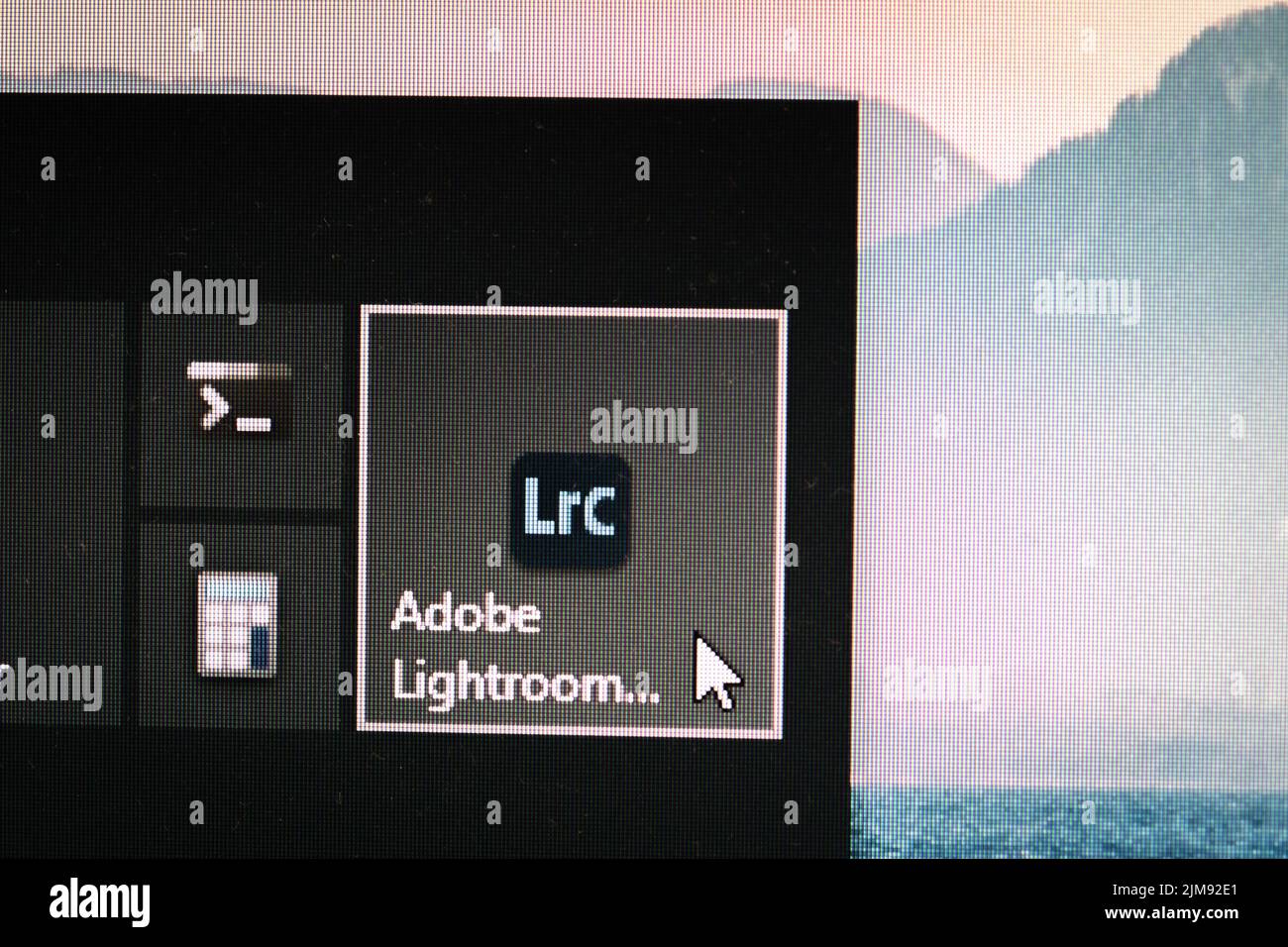 Adobe lightroom symbol logo hi-res stock photography and images - Alamy