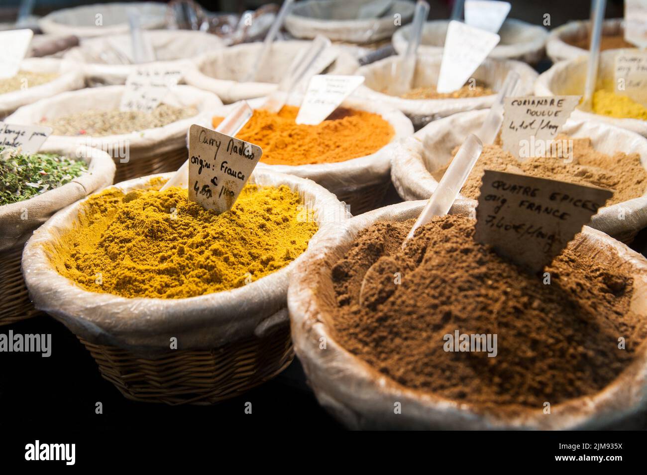Spice trade hi-res stock photography and images - Alamy
