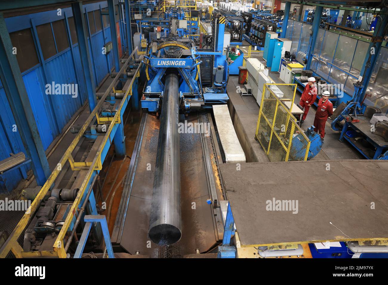Hamm, Germany. 05th Aug, 2022. A steel pipe leaves the production line ...
