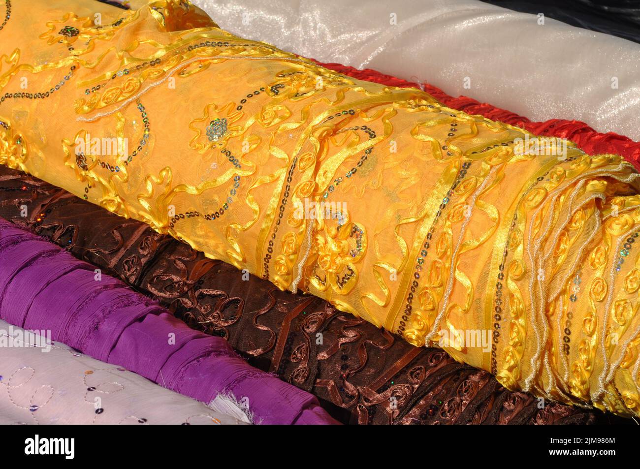 Indian fabric hi-res stock photography and images - Alamy