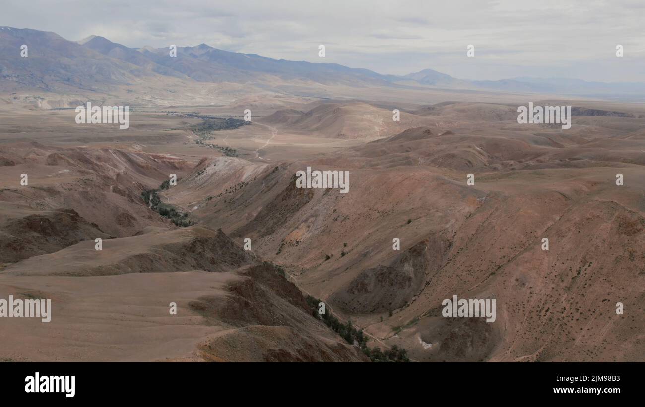 Mars valley with red mountains in Altai, Kyzyl-Chin valley, Siberia ...