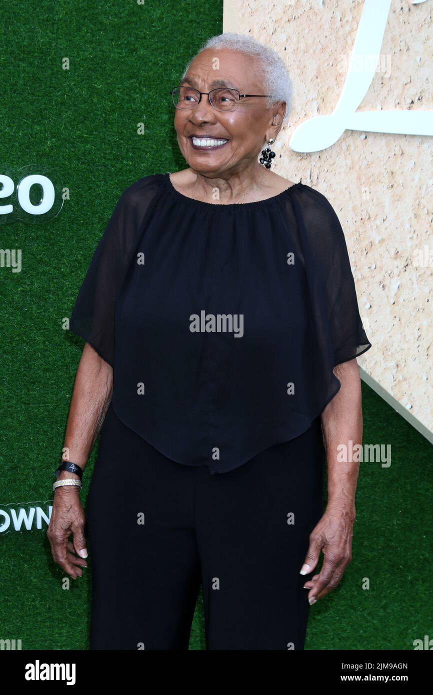 LOS ANGELES - AUG 4: Billie Harris at the A League Of Their Own ...