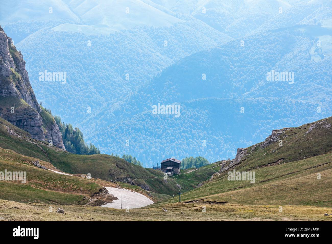 Plateau and landforms hi-res stock photography and images - Alamy