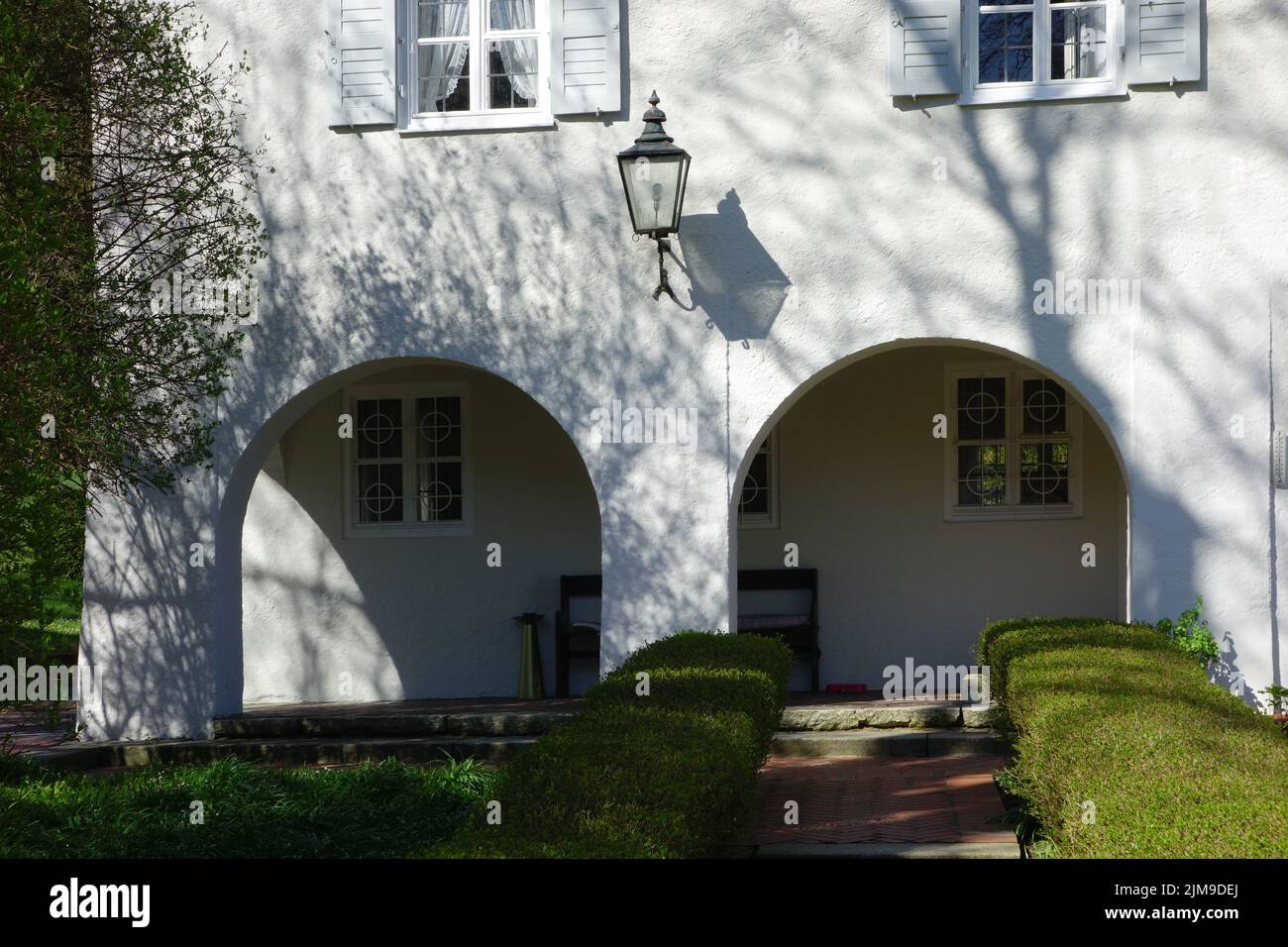 Round arches, house Stock Photo - Alamy