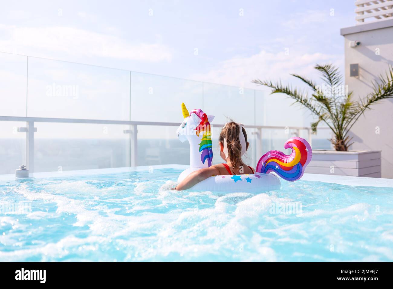 Real life unicorn hi-res stock photography and images - Alamy