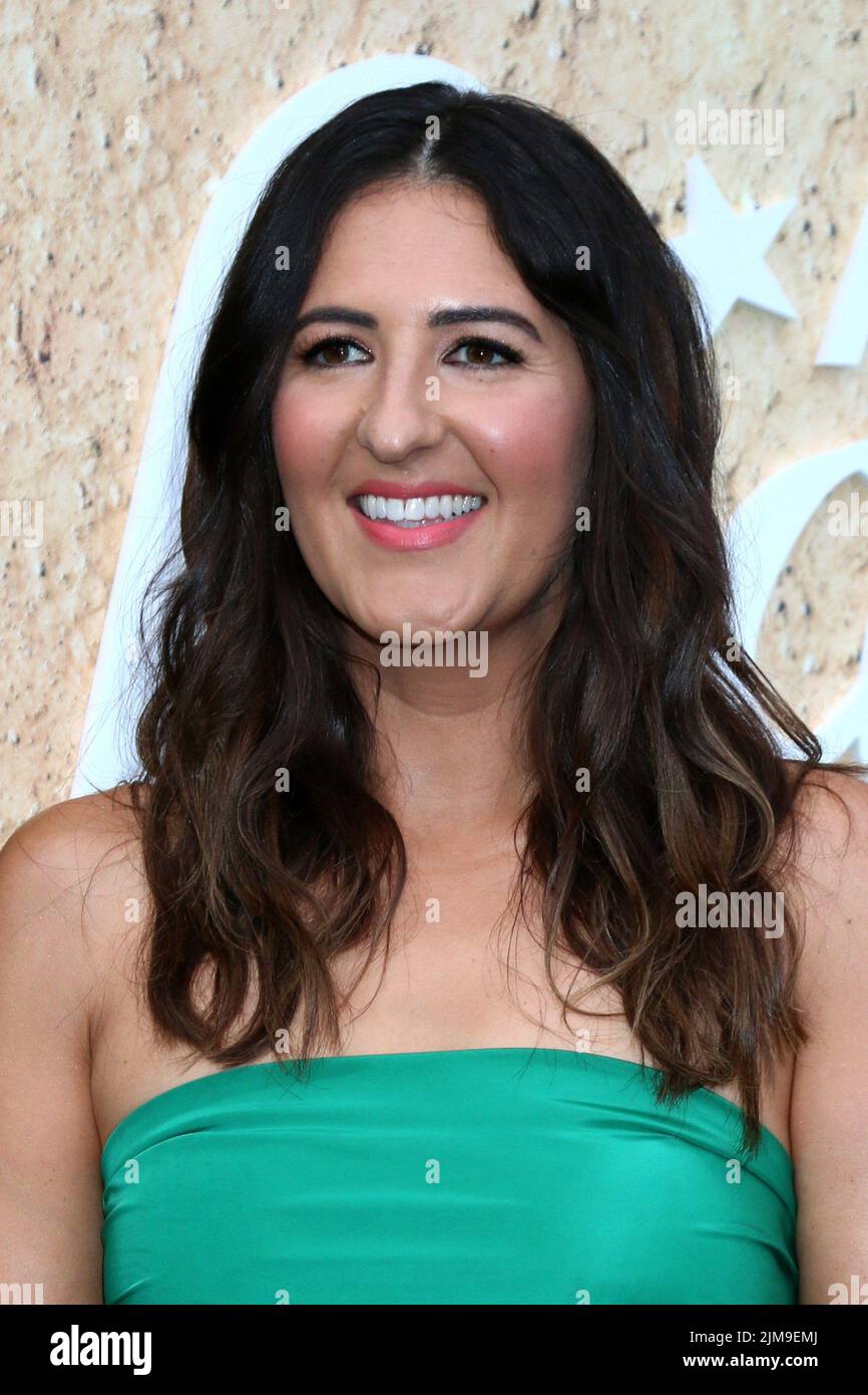 Los Angeles, CA. 4th Aug, 2022. D'Arcy Carden at arrivals for A LEAGUE ...