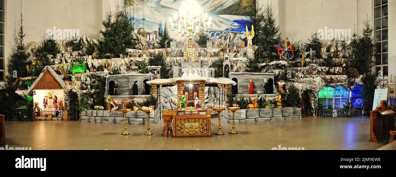 Christmas nativity crib sets Stock Photo - Alamy