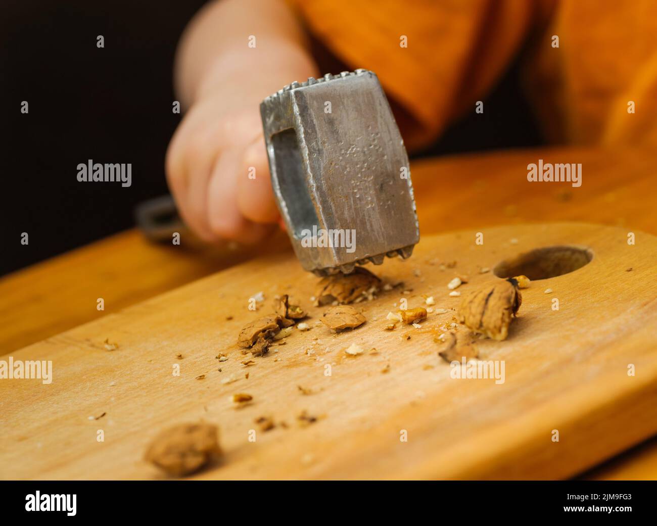 Crack danger hi-res stock photography and images - Alamy