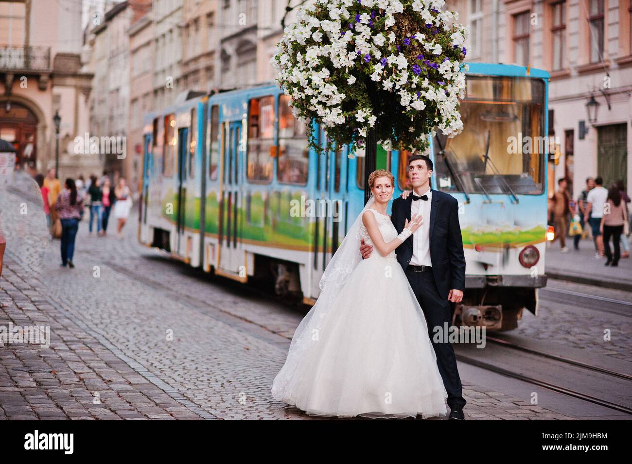 Woman bride ukraine wedding hi-res stock photography and images - Alamy