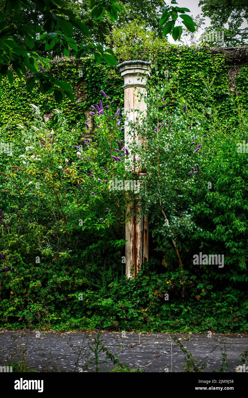 Pillar in church yard UK Stock Photo - Alamy