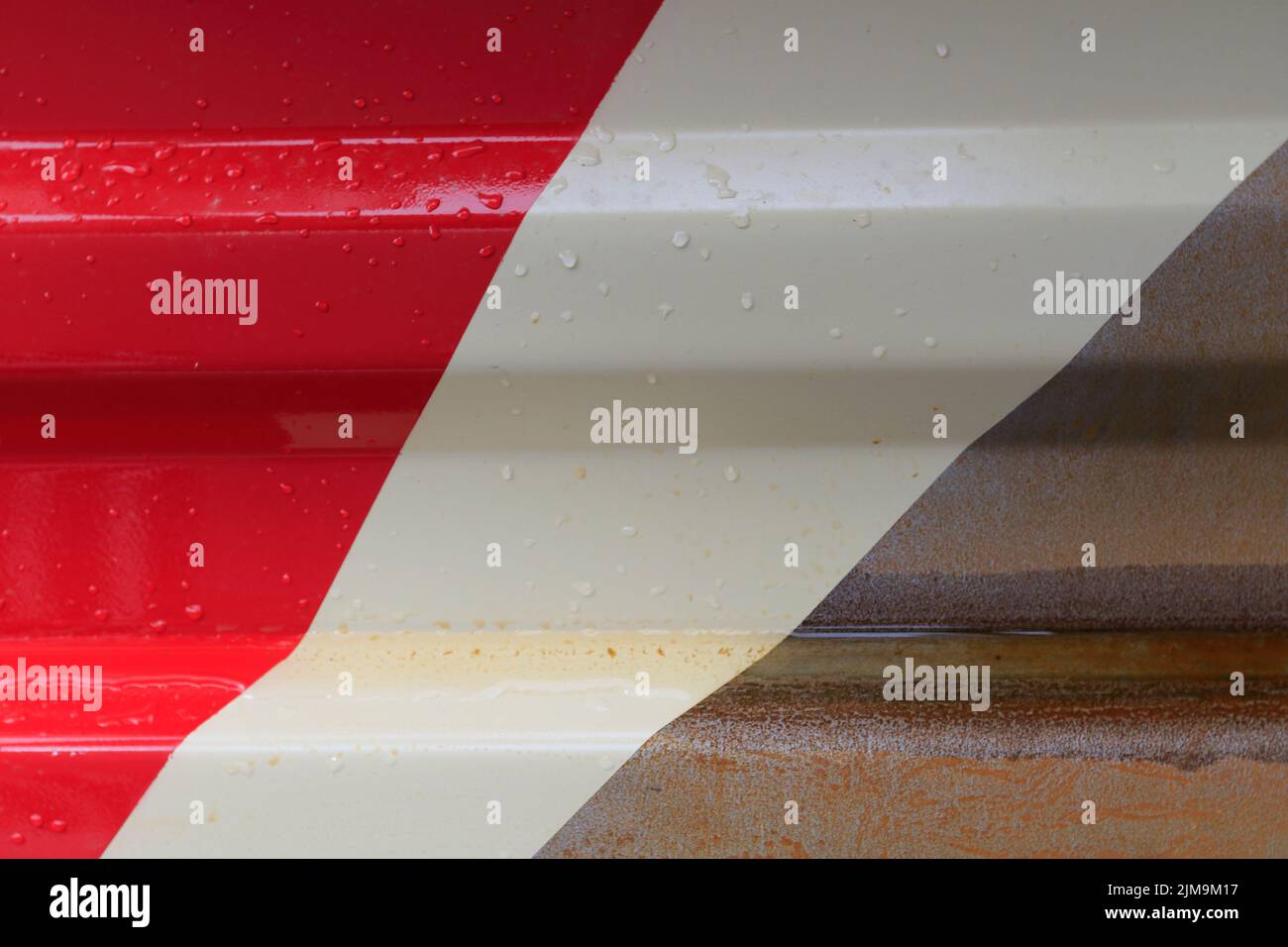 Wavy metal hi-res stock photography and images - Alamy