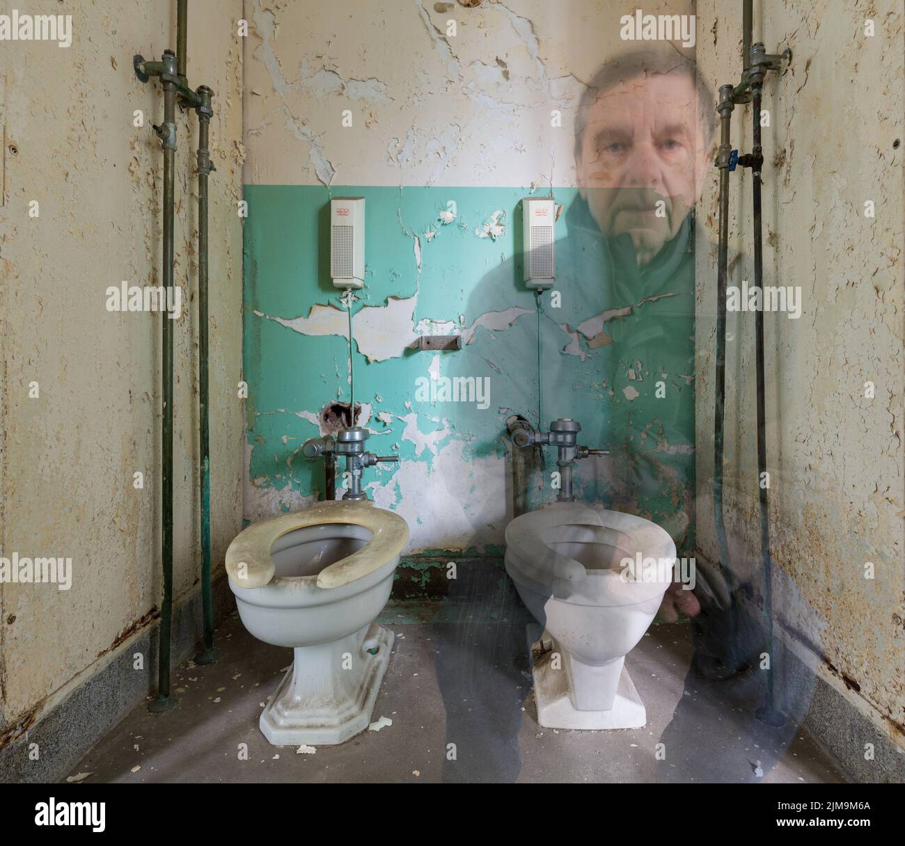 Man on toilet hi-res stock photography and images - Alamy