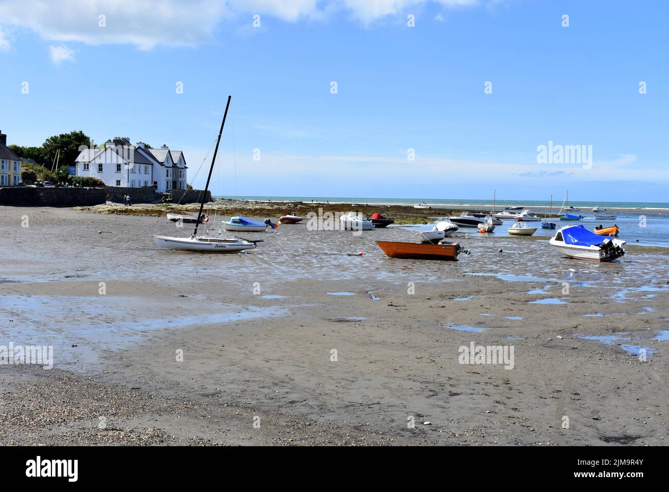 Parrog newport hi-res stock photography and images - Alamy