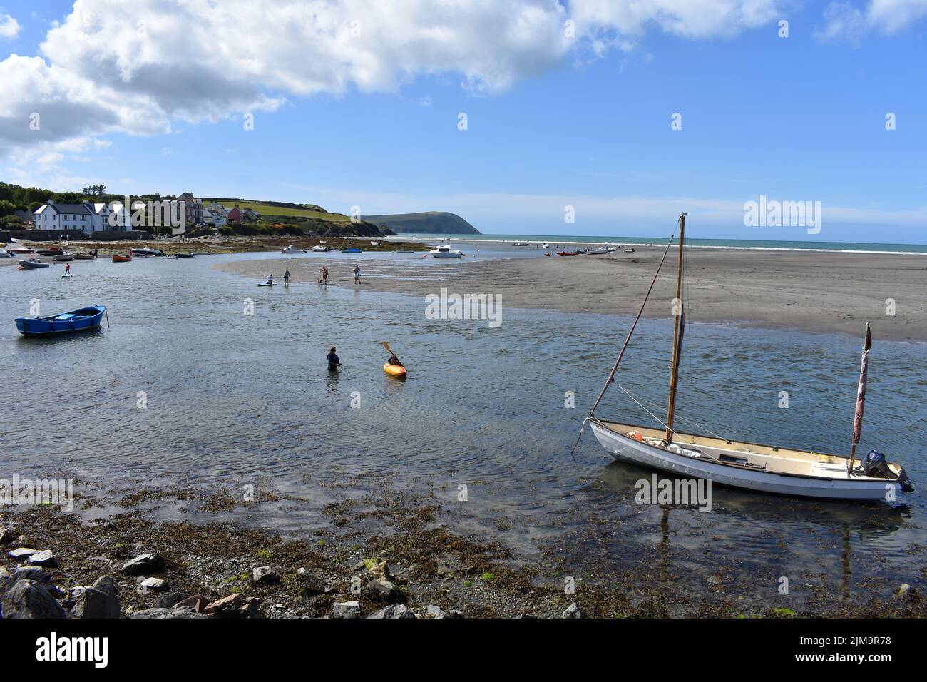 Parrog newport hi-res stock photography and images - Alamy