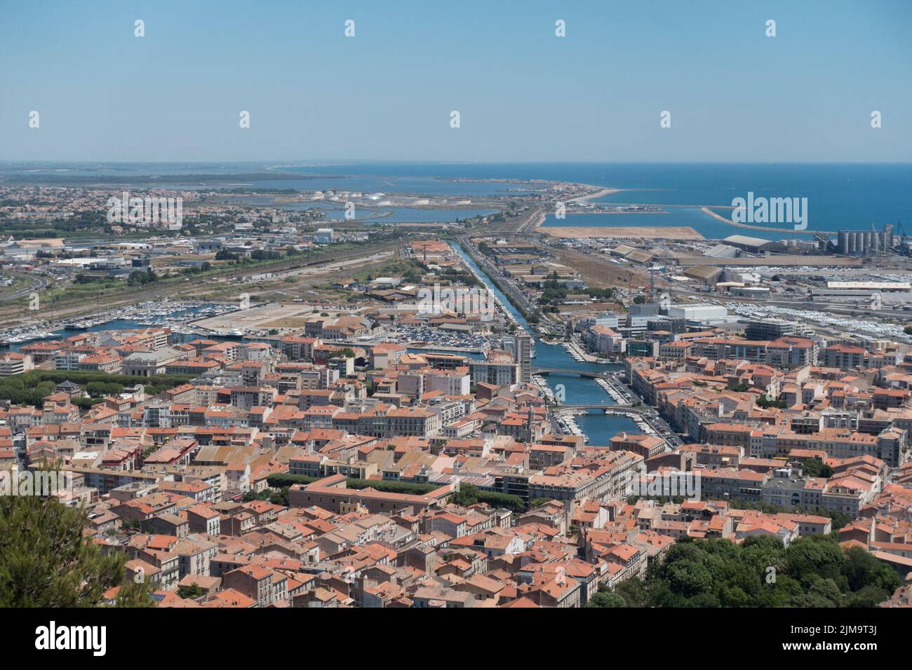 Fishing ports in france hi-res stock photography and images - Alamy