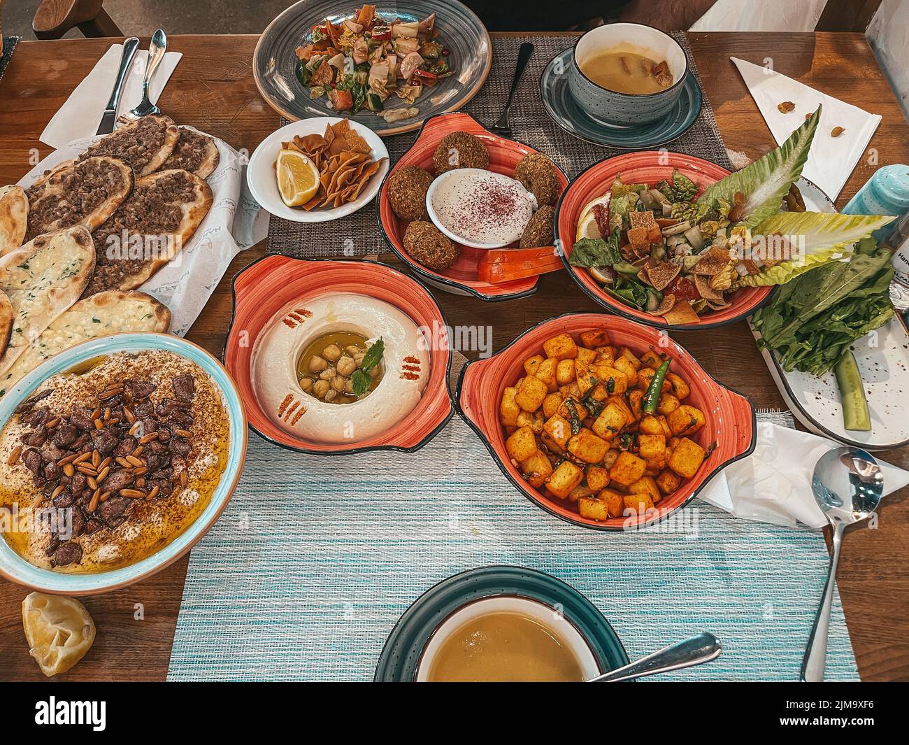 Lebanese appetizers hi-res stock photography and images - Alamy