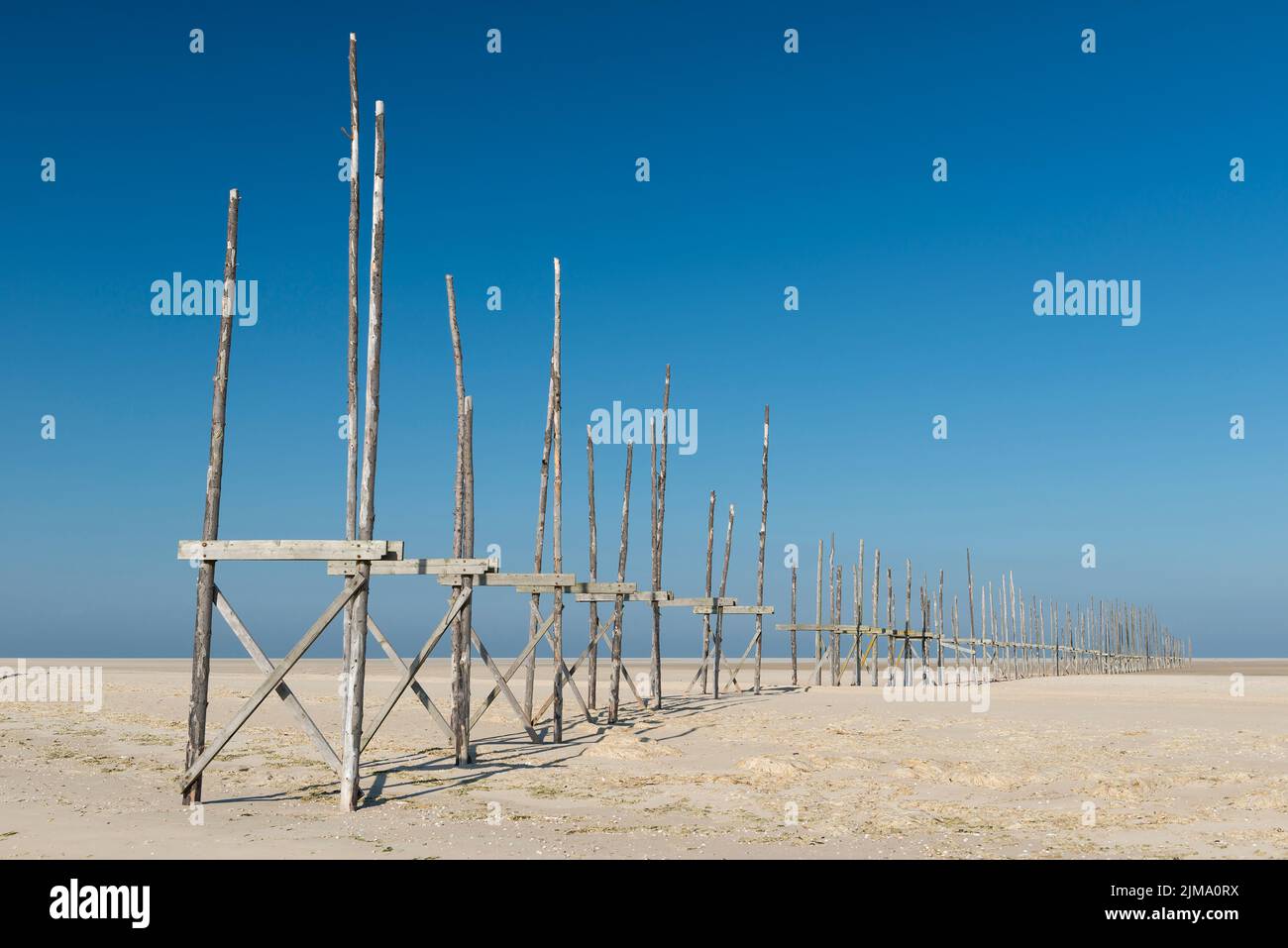 Constructive beach hi-res stock photography and images - Alamy