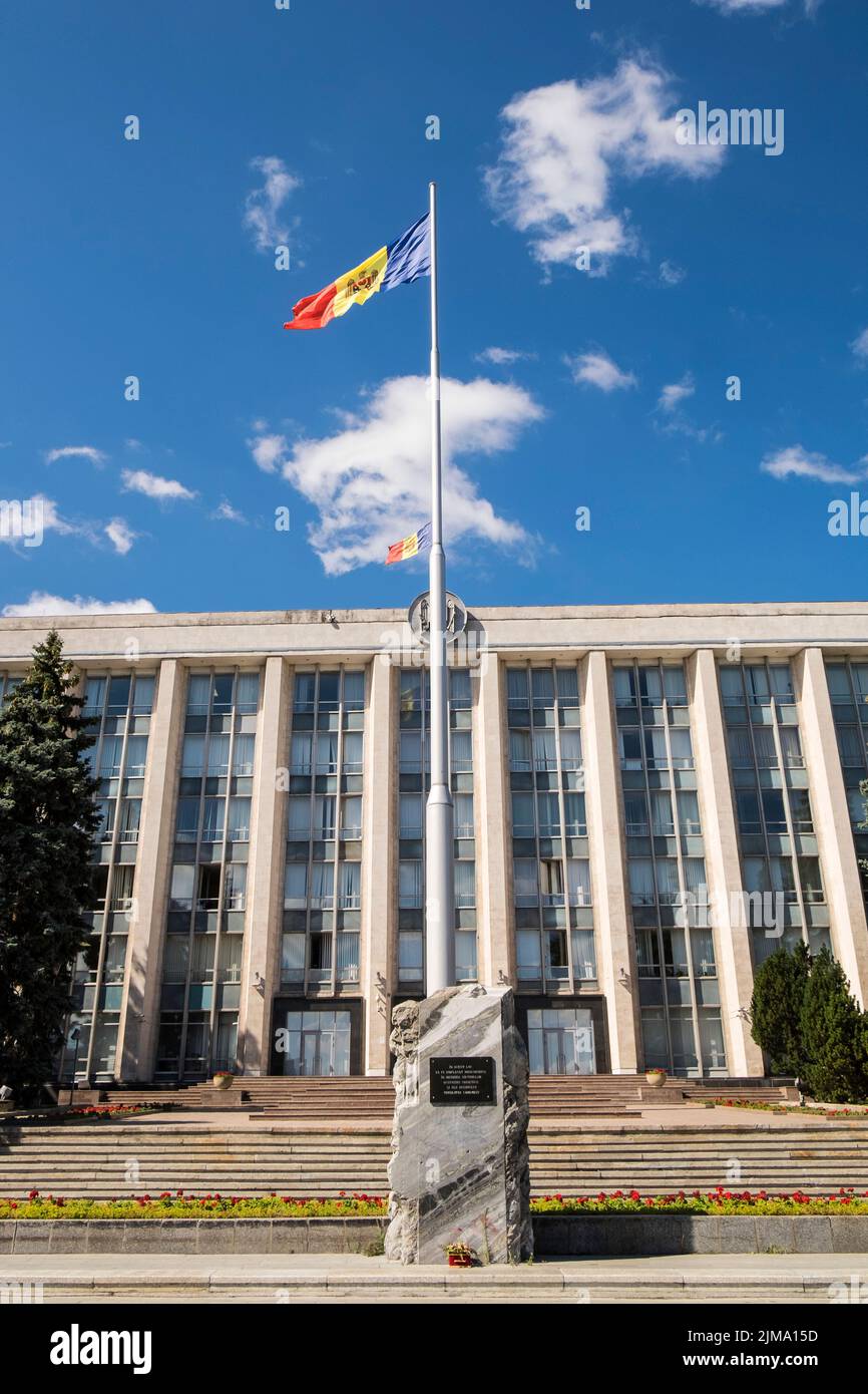Moldova, Chisinau, Government building Stock Photo - Alamy