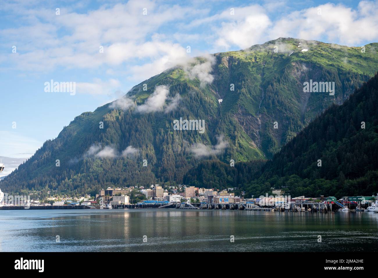 Juneau docks hi-res stock photography and images - Alamy