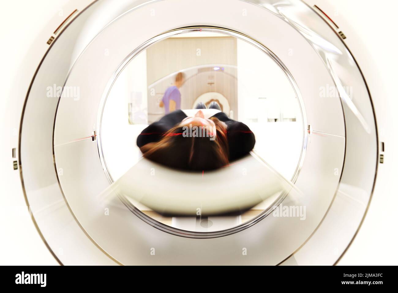 X-Ray MRI hospital Stock Photo - Alamy