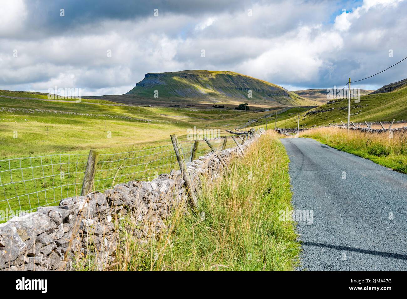 Most spectacular of the three peaks hi-res stock photography and images ...
