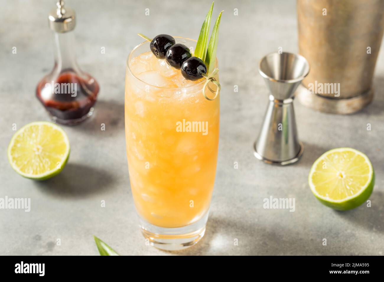 Cold Refreshing Three Dots and a Dash Cocktail with Rum and Pineapple ...