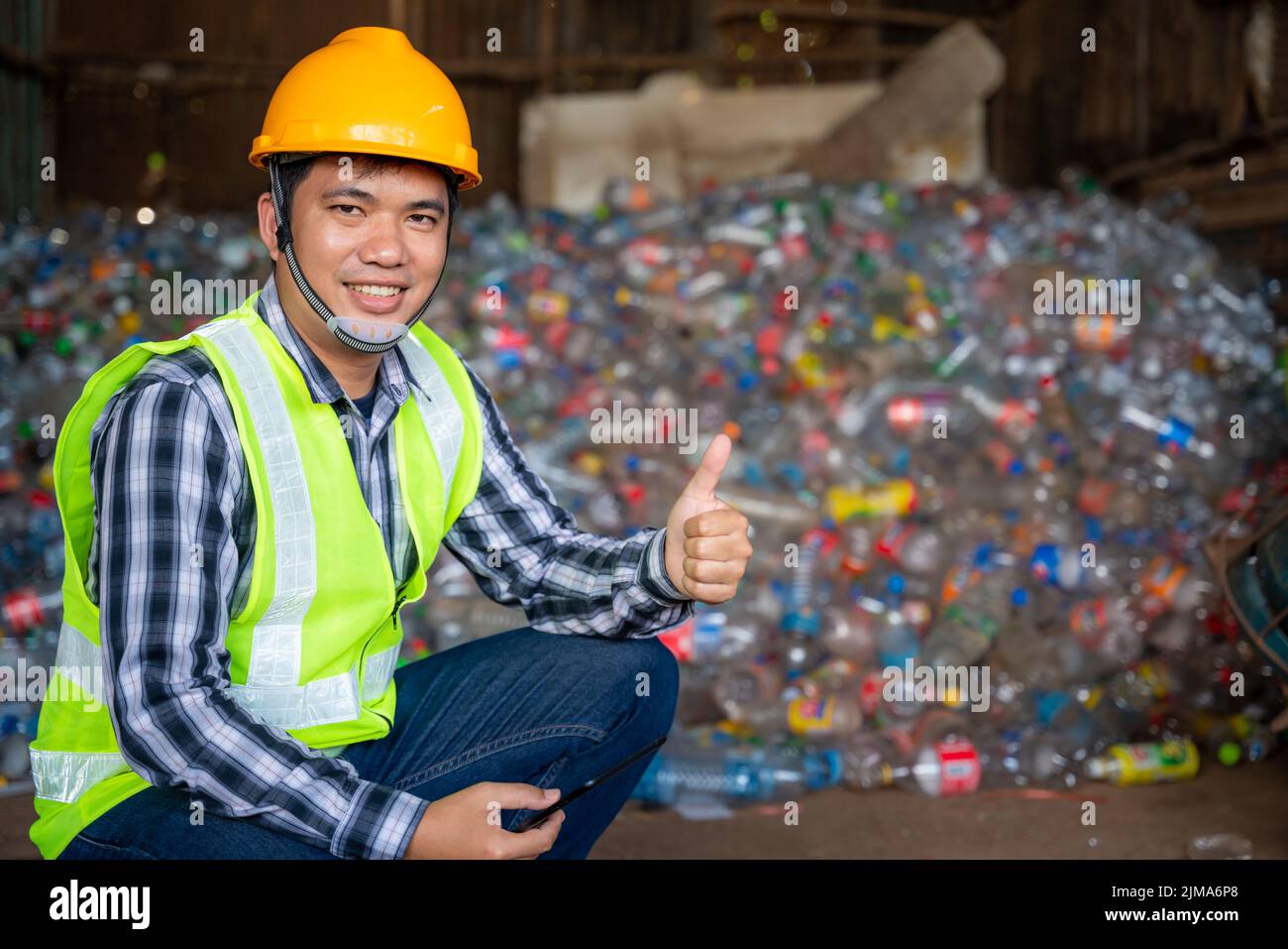 Recycle waste hi-res stock photography and images - Alamy