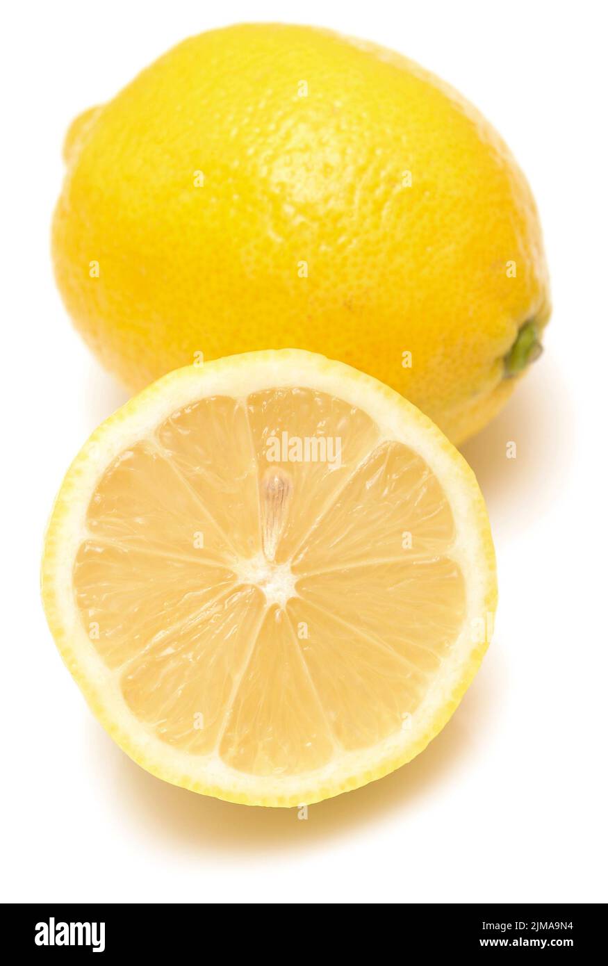 Yellow lemon market hi-res stock photography and images - Alamy