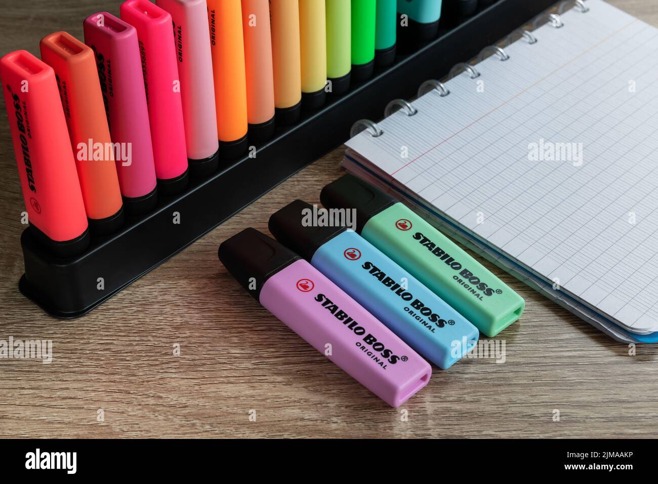 Stabilo highlighter hi-res stock photography and images - Alamy