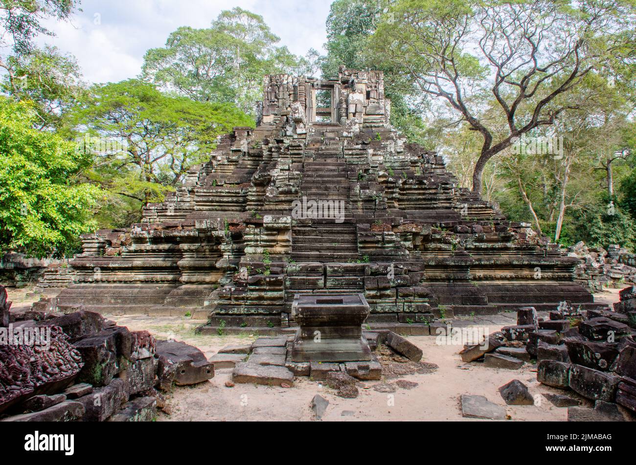 Preah Pithu temple, Angkor Thom Stock Photo - Alamy