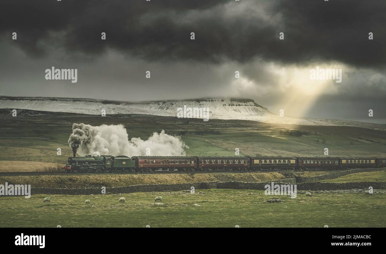 45562 Alberta steam locomotive passing Pen-y-ghent near Selside on the ...