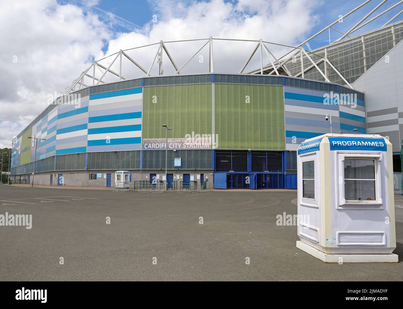 Cardiff city stand for hi-res stock photography and images - Alamy