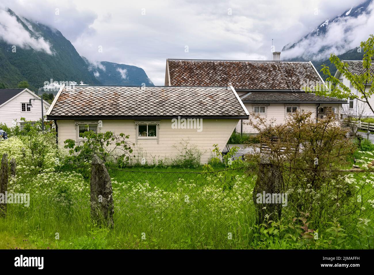 Skjolden Norway - traditional timber built houses and mountain scenery ...