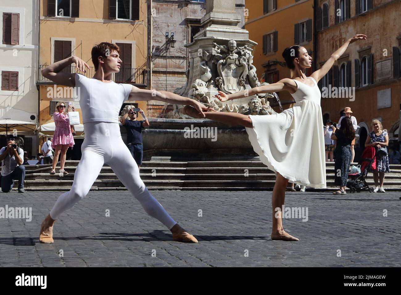 Rome, Italy. 5th Aug, 2022. A ceremony in remembrance of the 77th ...