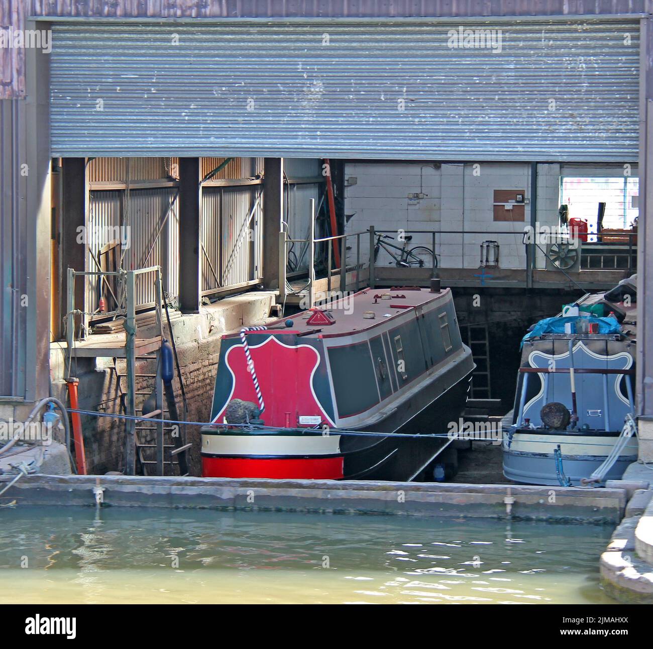 Dry dock for narrow boat hi-res stock photography and images - Alamy