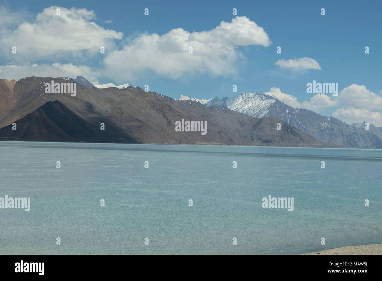 Beautiful Scenery Of Pangong Tso Lake World's Highest Saltwater river ...