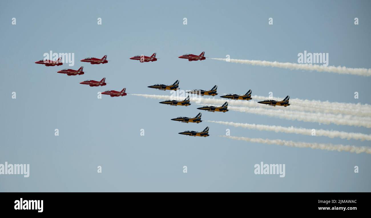 Red arrows base hi-res stock photography and images - Alamy