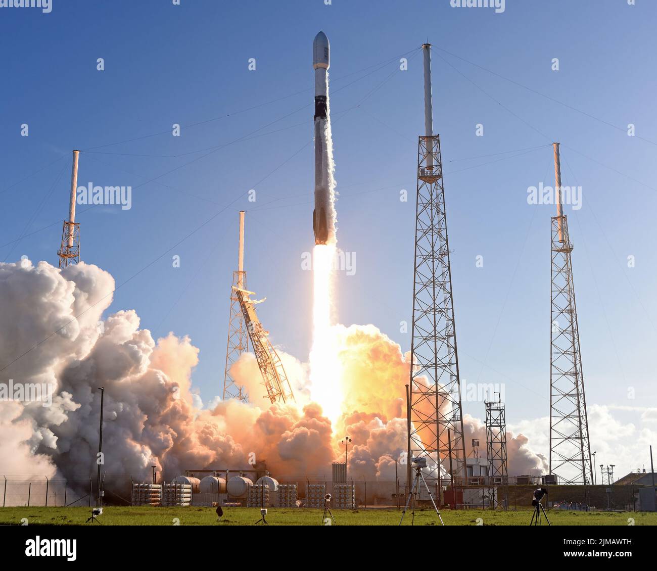 Kennedy Space Center, United States. 05th Aug, 2022. A SpaceX Falcon 9 ...