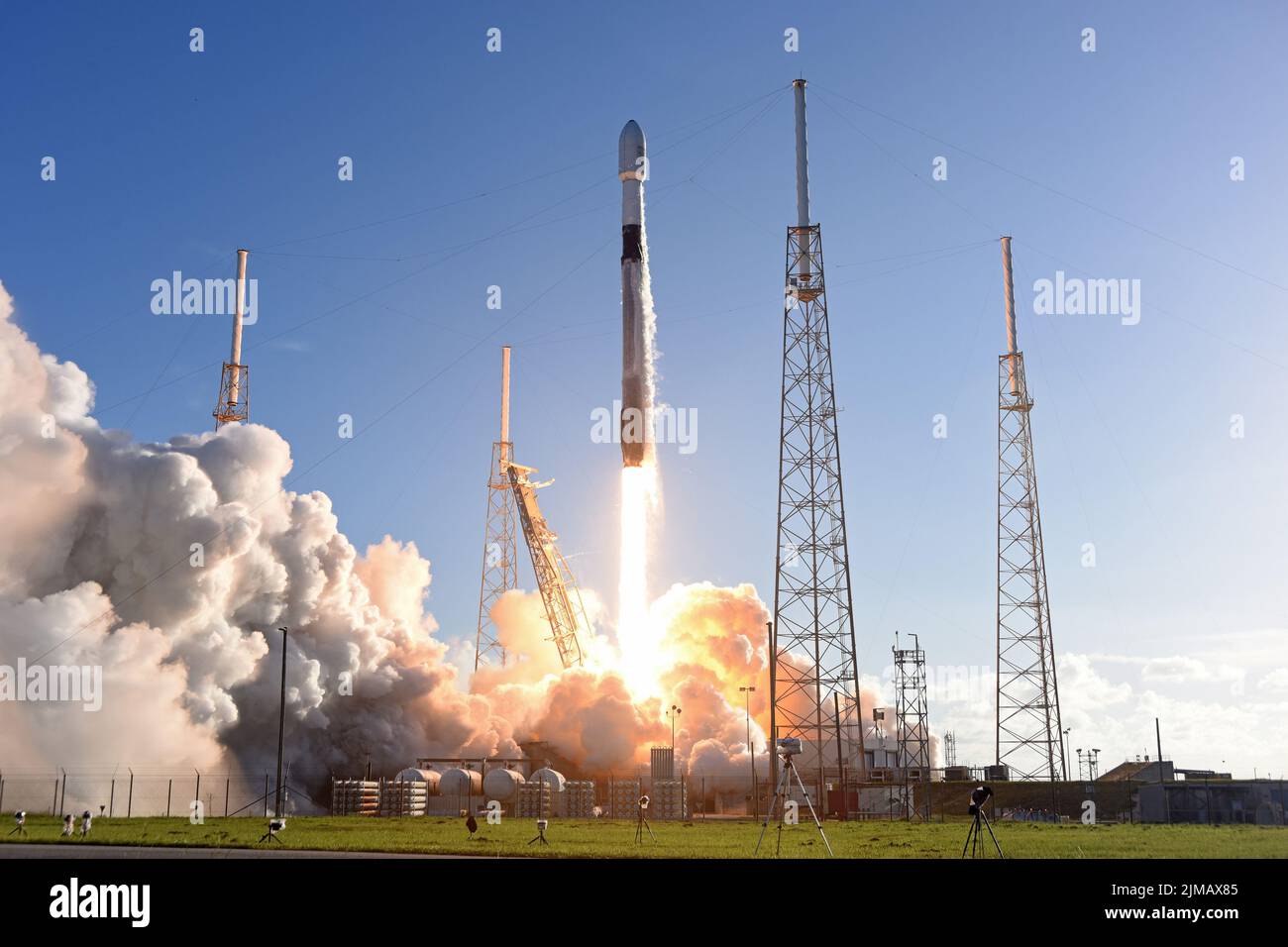 Lunar explo hi-res stock photography and images - Alamy