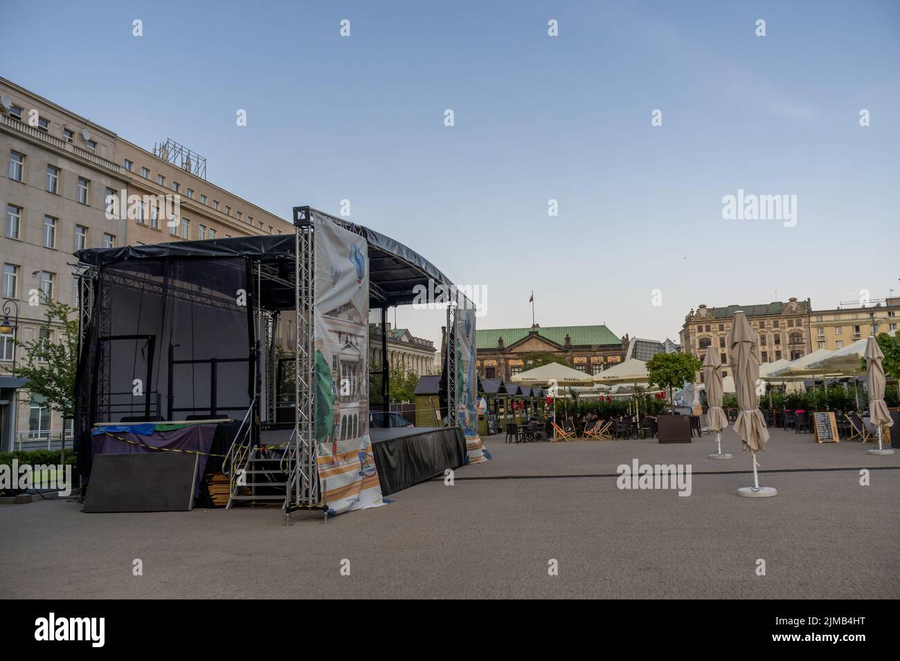 An empty stage and food with drink stands in the Plac Wolnosci square ...