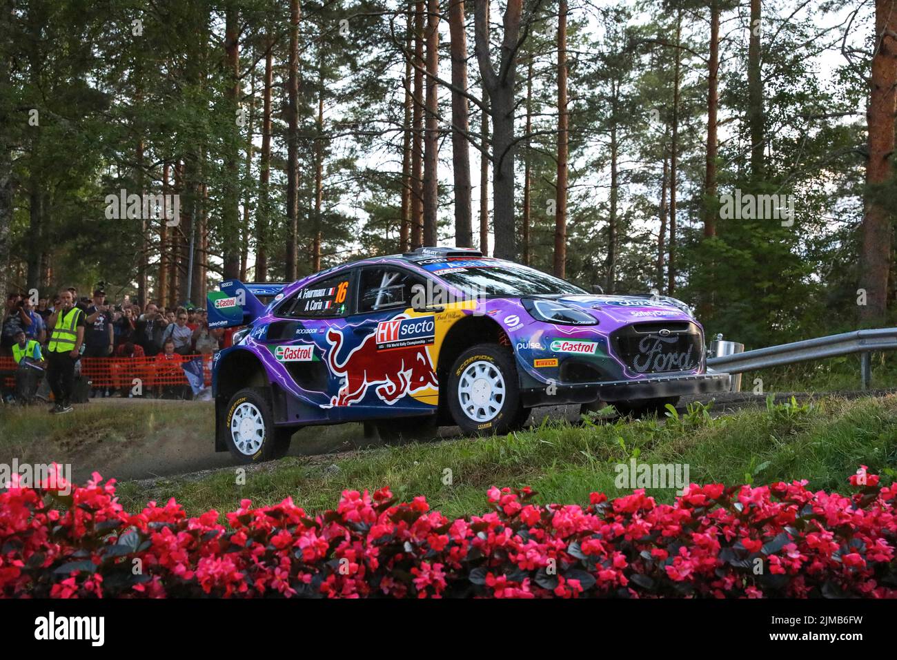 Racing car with number 4 on hi-res stock photography and images - Alamy