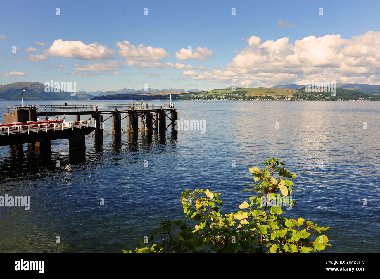 Dunoon ferry terminal hi-res stock photography and images - Alamy