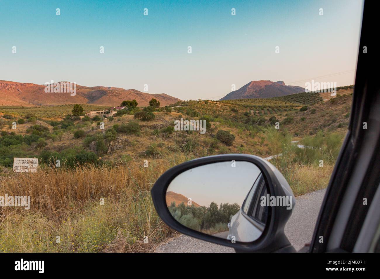 Drivers pov from side hi-res stock photography and images - Alamy