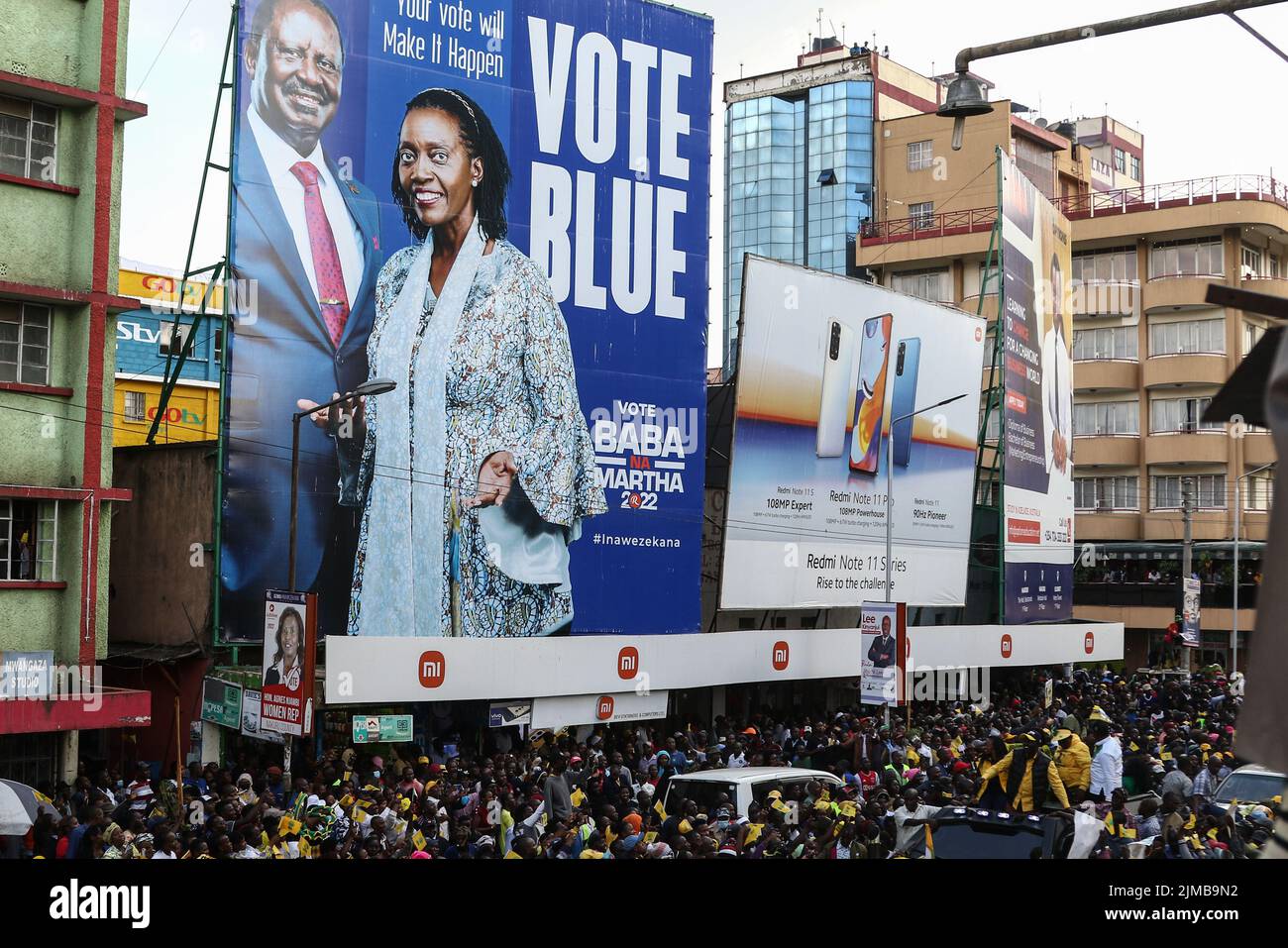 The convoy of Kenya Kwanza Alliance presidential candidate Dr William ...