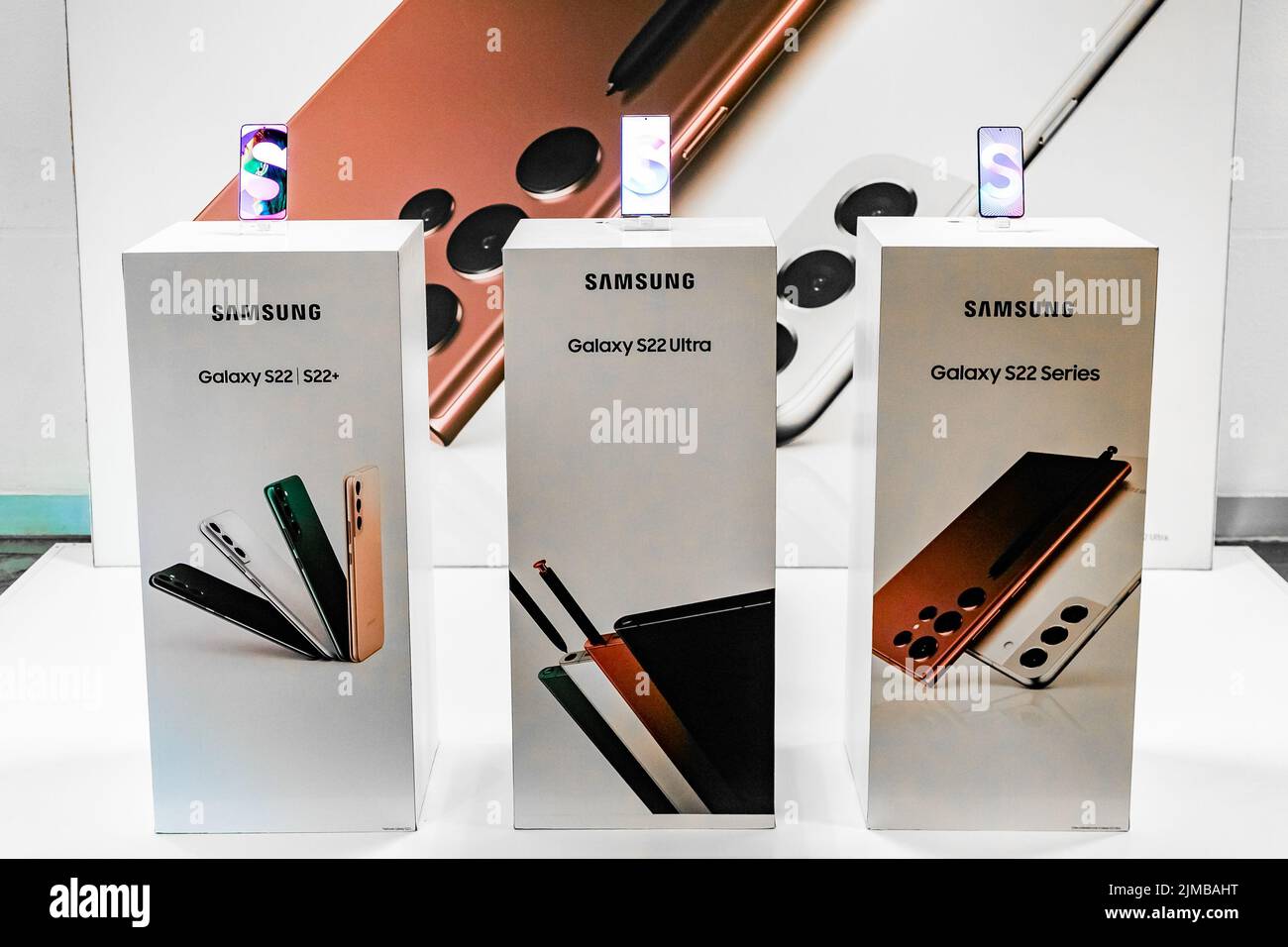 The Samsung smart phones on display in Cape Town, South Africa Stock ...