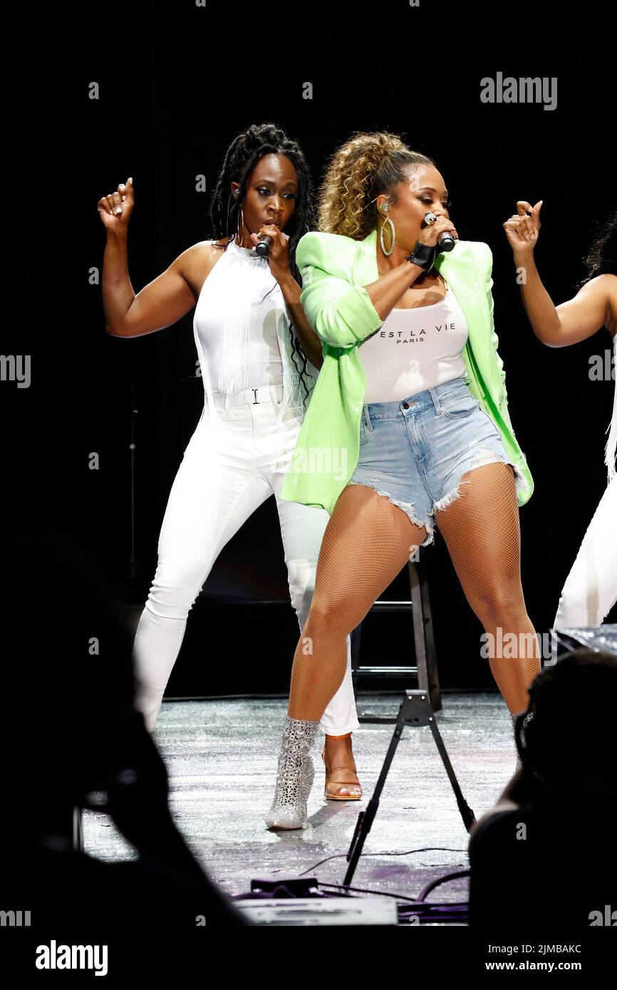 Tamia Performs At The Dell Music Center Summer Concert Series -PICTURED ...