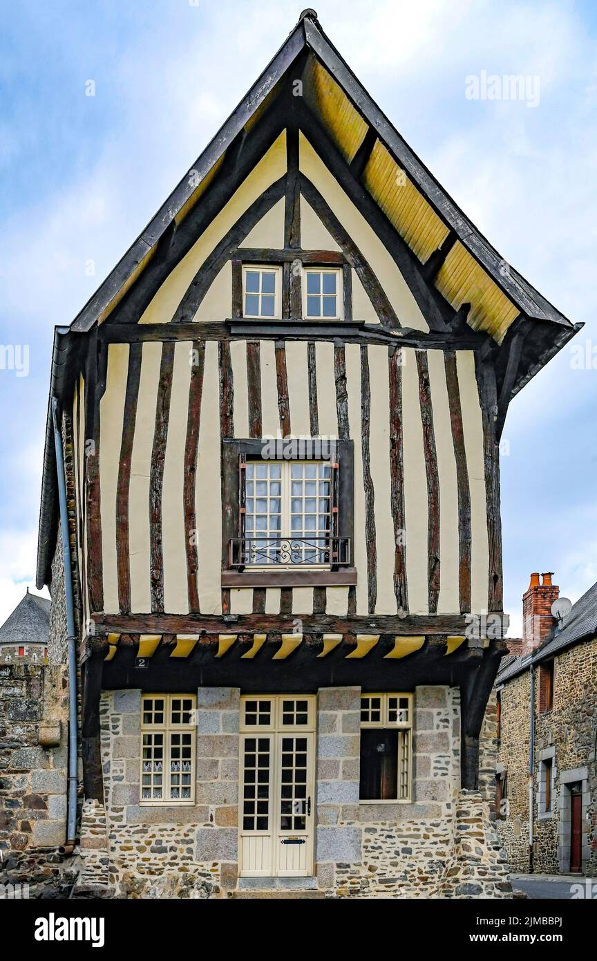 Colombage building in france hi-res stock photography and images - Alamy