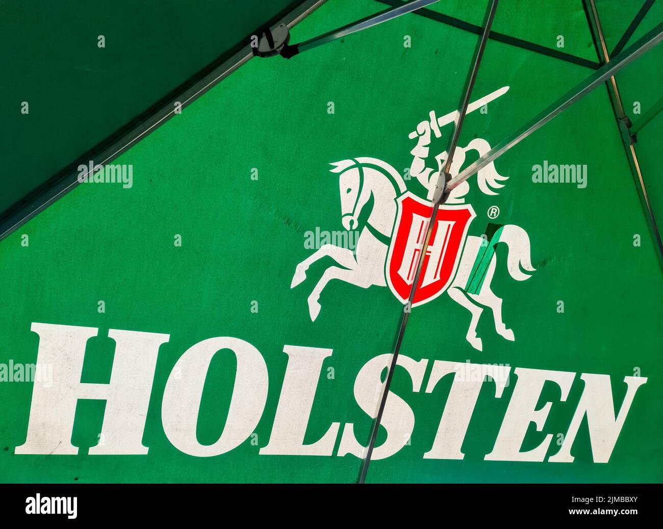 Holsten logo hi-res stock photography and images - Alamy