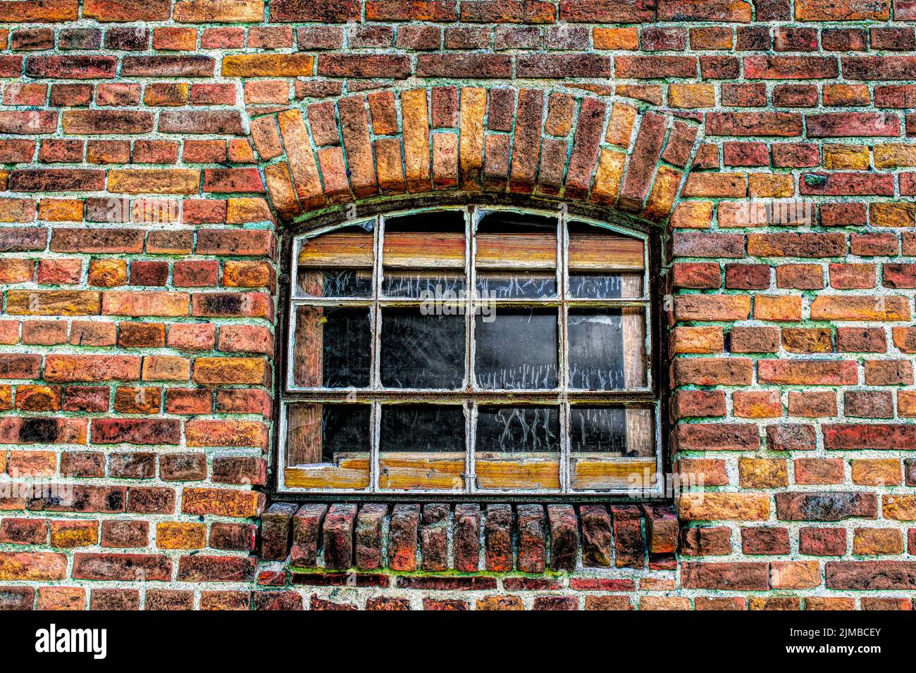 Windowless barn hi-res stock photography and images - Alamy
